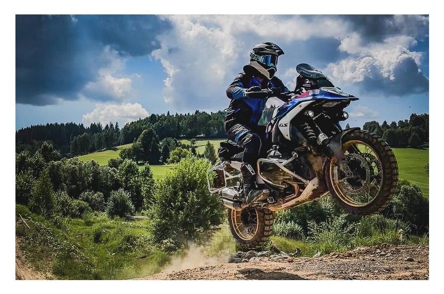 NOVÝ AMBASADOR ZNAČKY WUNDERLICH Ondra Lakomý alias @andrew_pov1 ...